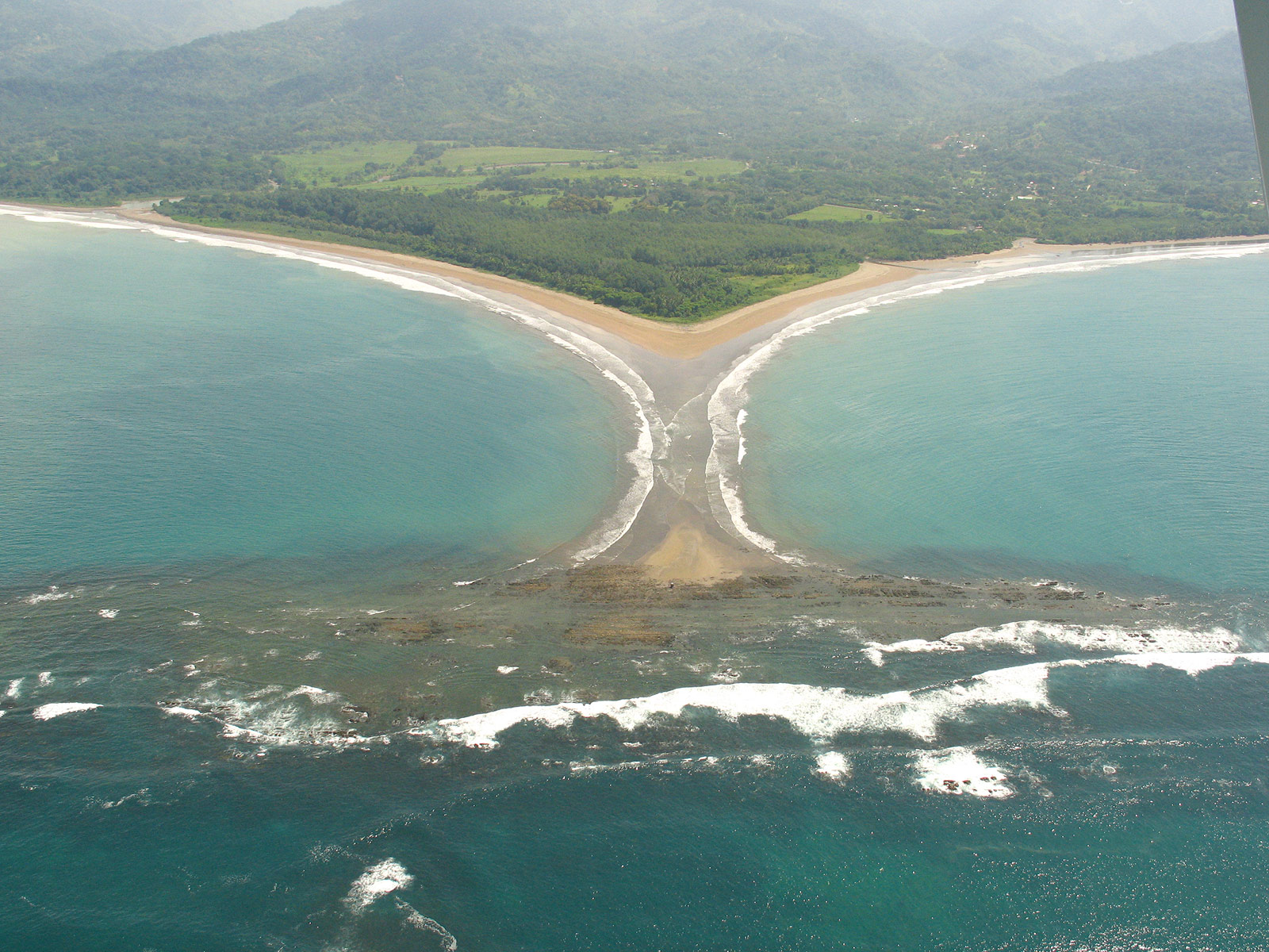 Conozca el Parque Nacional Marino Ballena | Costa Rica Te Enamora