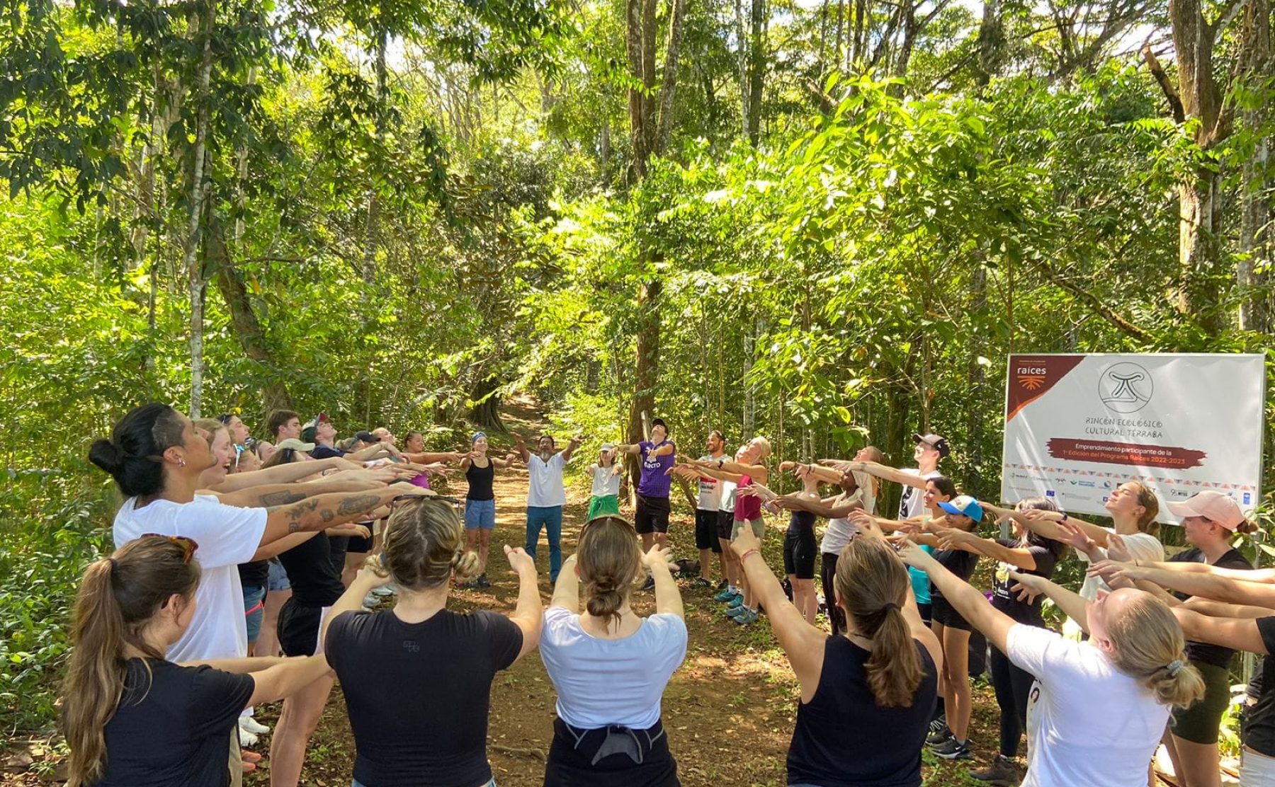 Indigenous Roots Yoga Retreat | Costa Rica Te Enamora